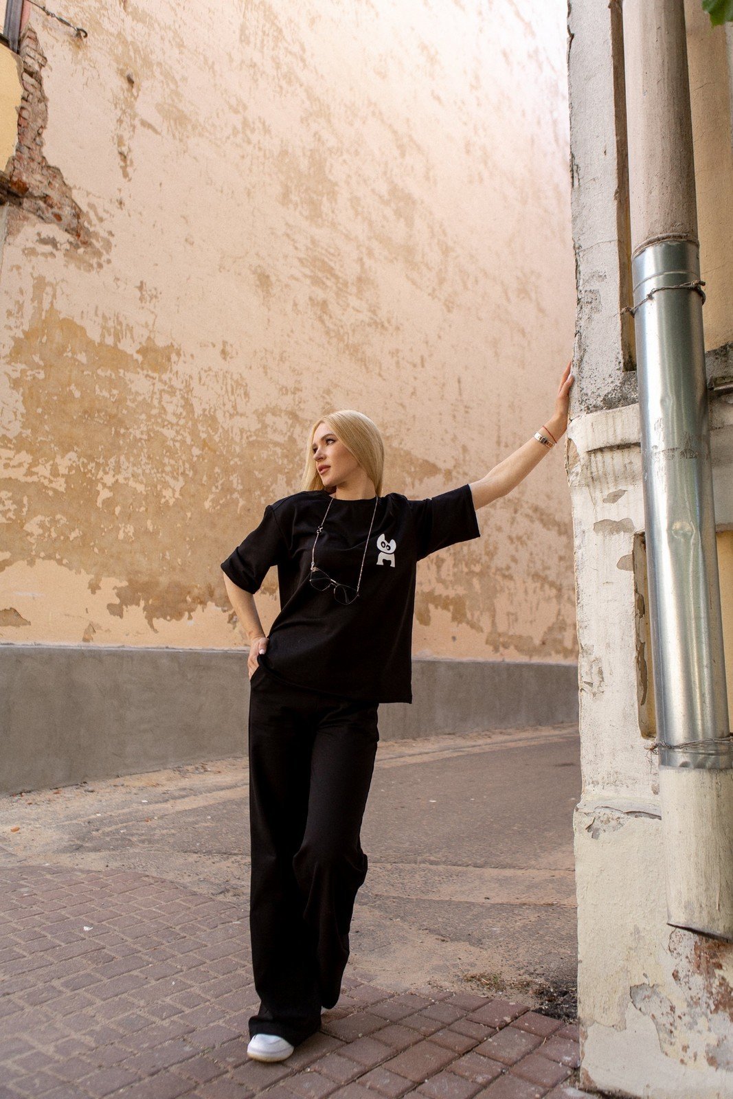 Костюм брючный 004 черный USOVA купить в интернет магазине | в наличии